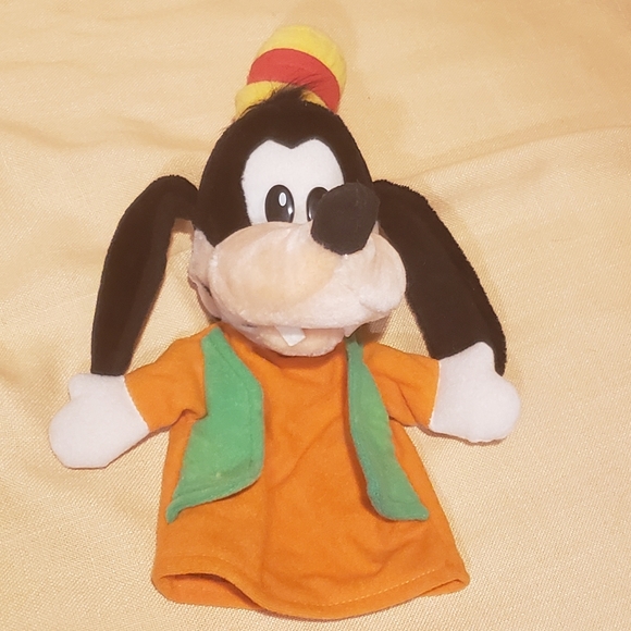 Disney | Toys | Vintage Disney Goofy Hand Puppet Plush | Poshmark